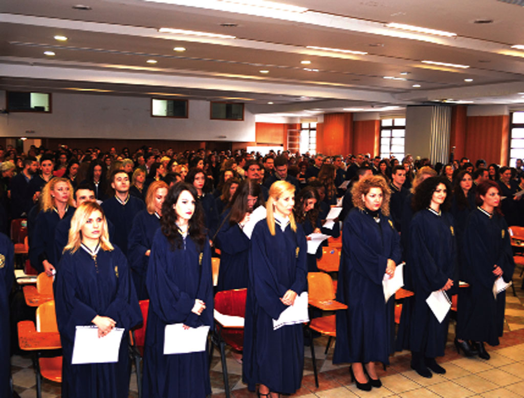 Εγινε χθες η τελετή καθομολόγησης και απονομής διπλωμάτων στο ...