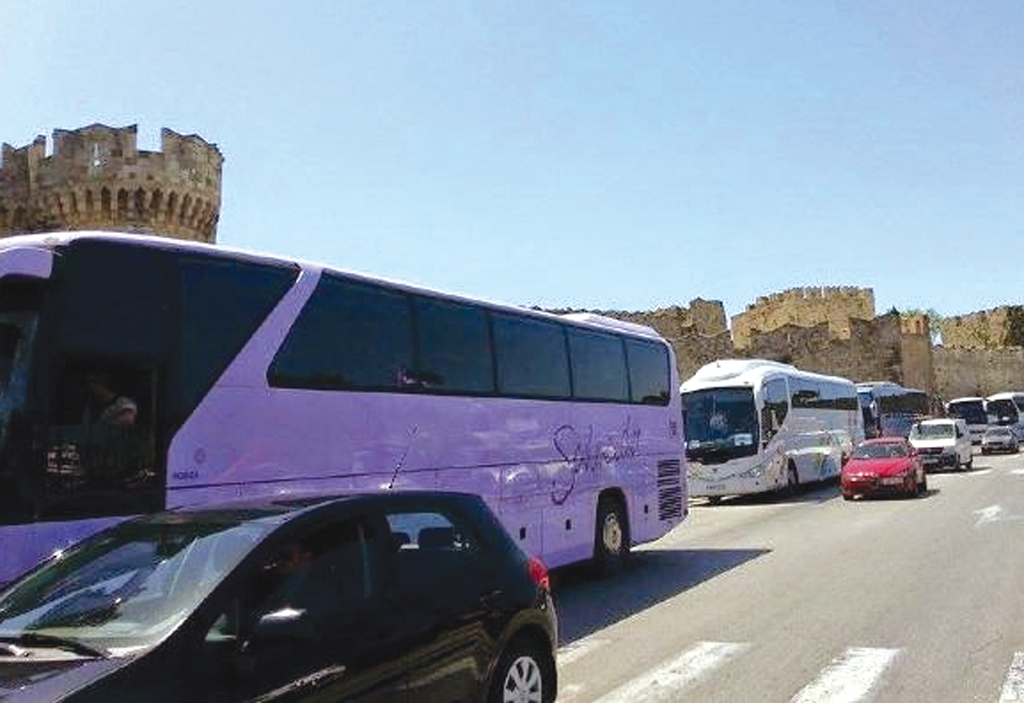 Οι Οδηγοί Τουριστικών Λεωφορείων Ρόδου καταδικάζουν τον ξυλοδαρμό ...