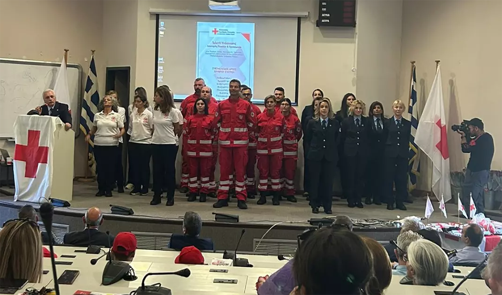 Τελετή υπόσχεσης Εθελοντή του Ελληνικού Ερυθρού Σταυρού - Δημοκρατική ...