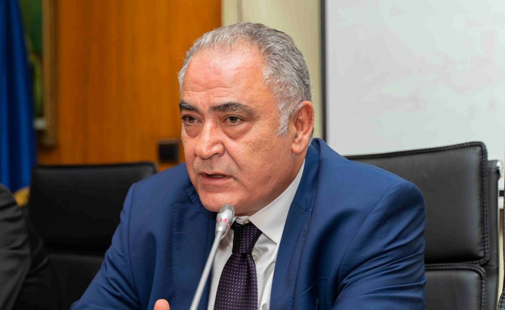 Χατζηθεοδοσίου: Δεν υπάρχει άλλη ευρωπαϊκή χώρα που κυκλοφορούν ...