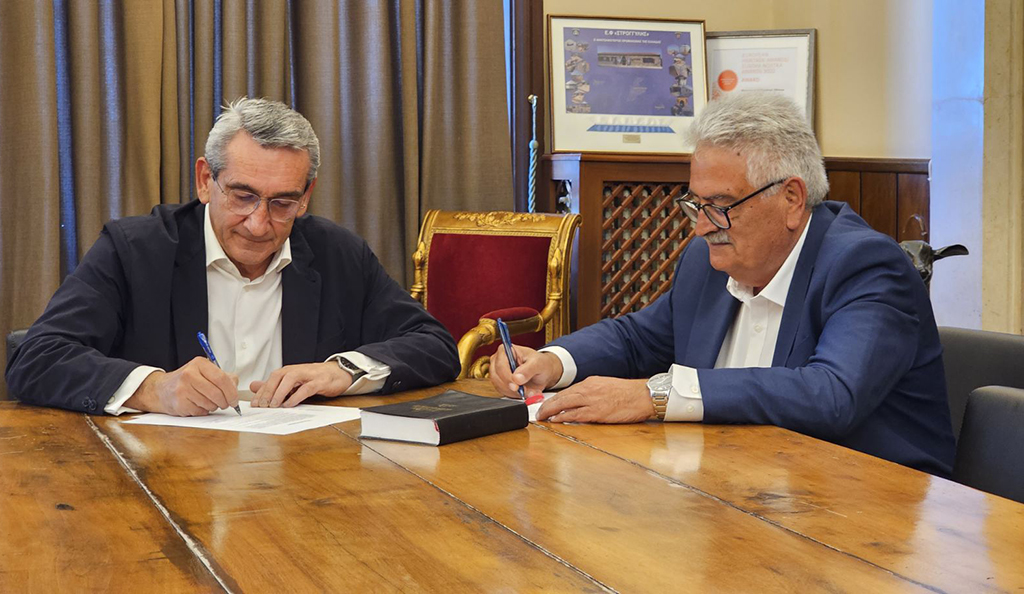 Ορκωμοσία του Περιφερειακού Συμβούλου Γιώργου Υψηλάντη - Δημοκρατική ...
