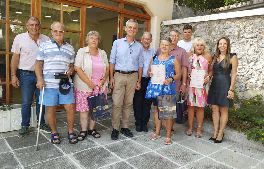 Η Ρόδος τιμά για άλλη μία φορά φίλους επισκέπτες της - Δημοκρατική της ...