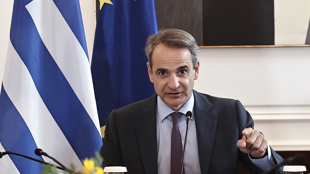 Κυρ. Μητσοτάκης: «Κατώτατο τεκμαρτό εισόδημα για τους ελεύθερους ...