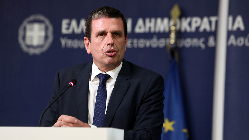 Ο Δ. Καιρίδης επιμένει πως οι μετανάστες στη Ρόδο: "Εμεναν σε ...