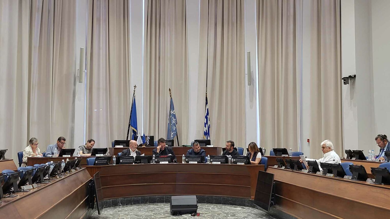 Θέμα μετεγκατάστασης των ΡΟΜΑ τέθηκε στη δημοτική επιτροπή ...