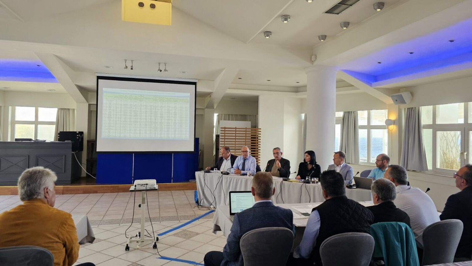 Πραγματοποιήθηκε στη Σύρο η Γενική Συνέλευση των μετόχων του ΦΟΔΣΑ ...