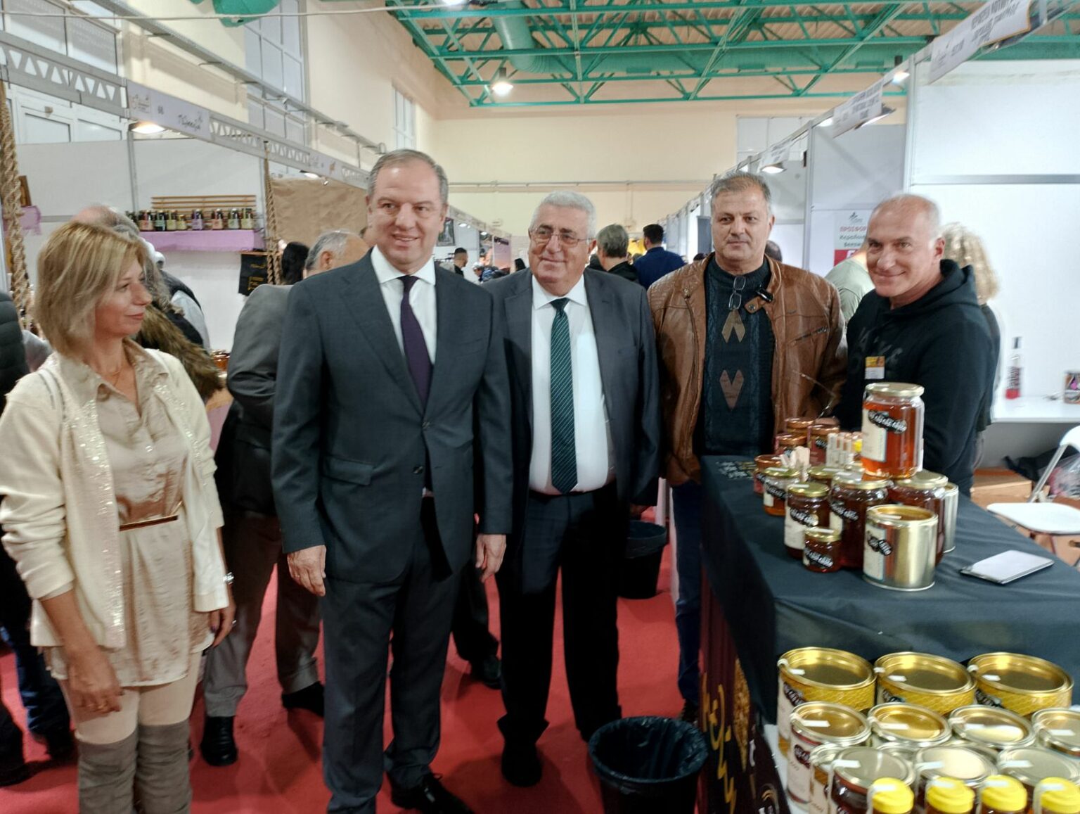 Η Περιφέρεια Νοτίου Αιγαίου στο 15ο Φεστιβάλ Ελληνικού Μελιού και ...