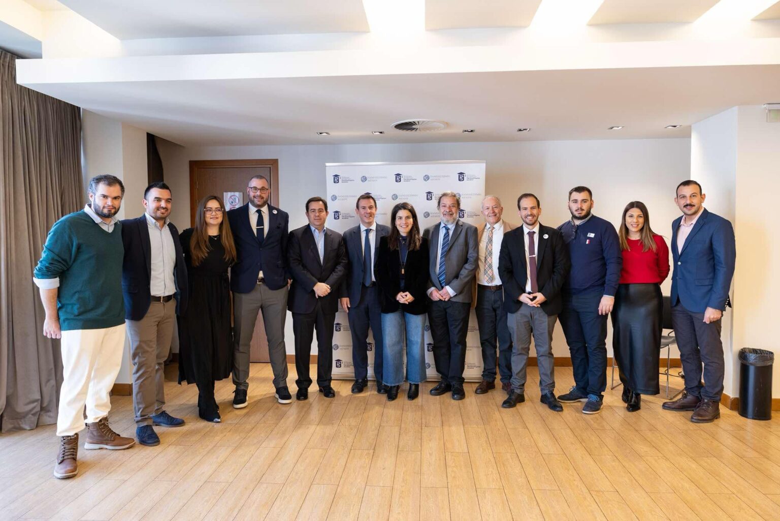 Πραγματοποιήθηκε η 3η ετήσια συνάντηση του Συλλόγου Αποφοίτων του ...