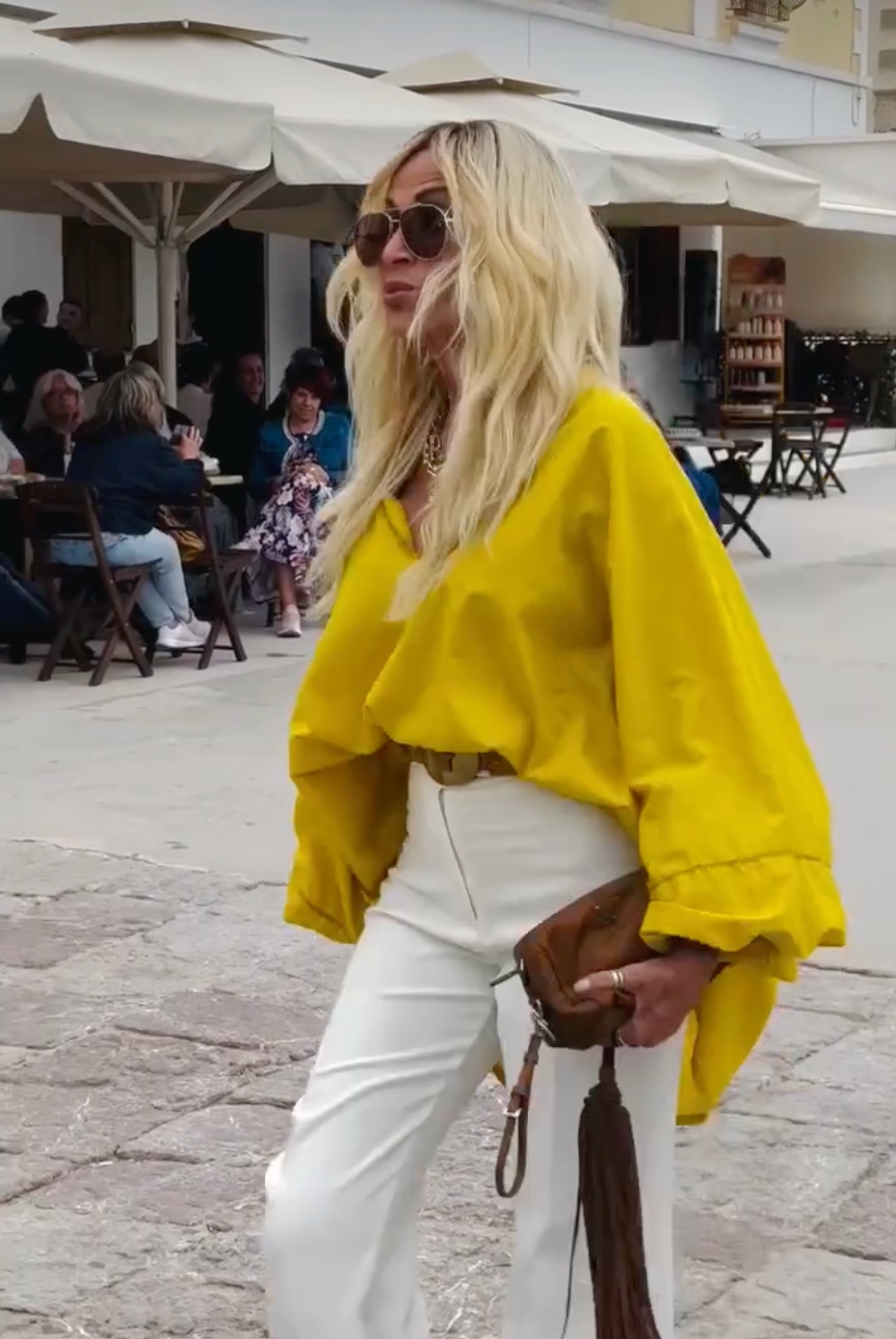 Γιάννης και Δήμητρα Κούστα: Η βάφτιση του John Junior Coustas στη Σύμη - Δημοκρατική της Ρόδου