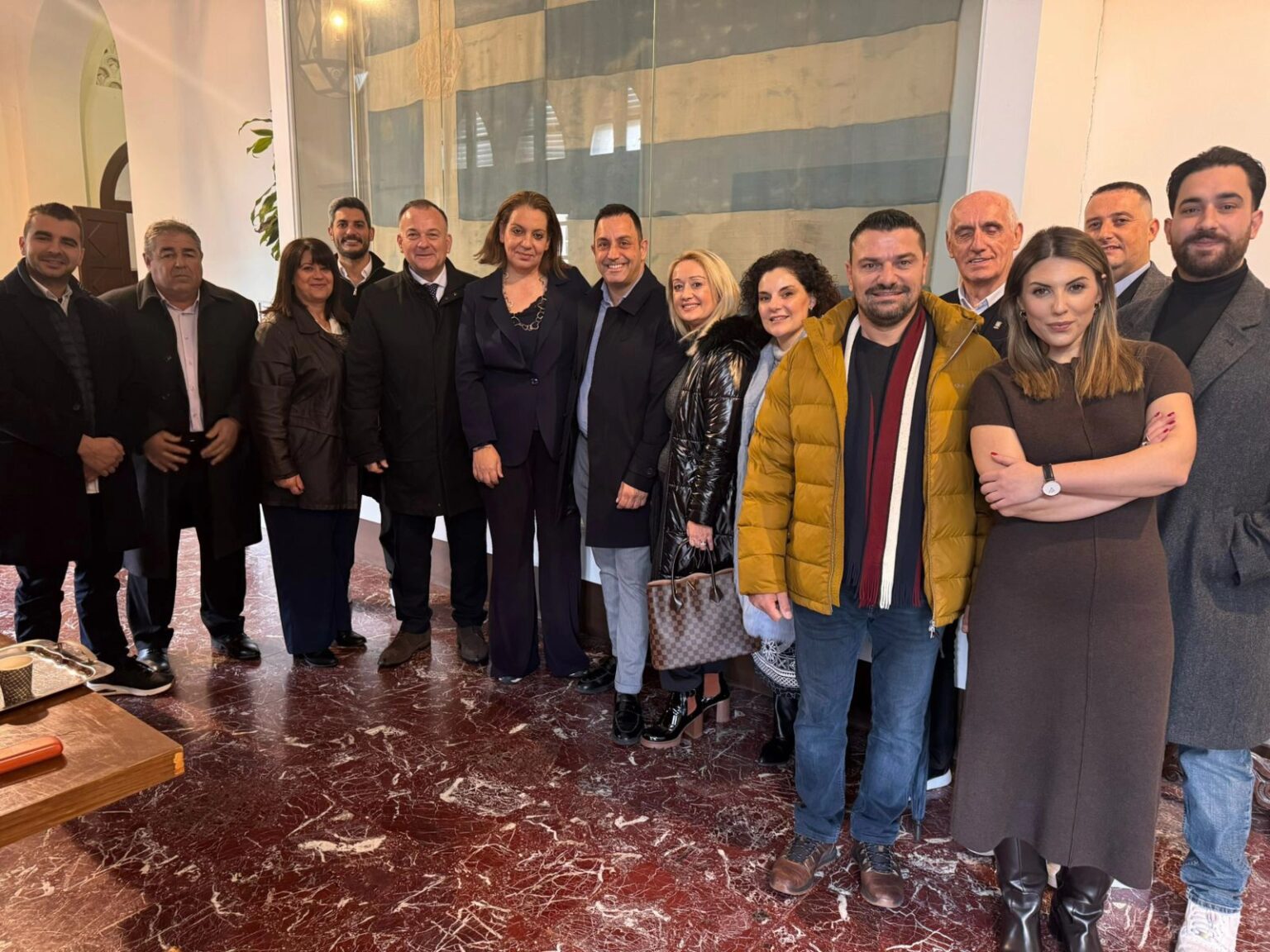 Επισκέψεις για ευχές από την ΔΕΕΠ Δωδεκανήσου της ΝΔ την ΔΗΜΤΟ Ρόδου ...